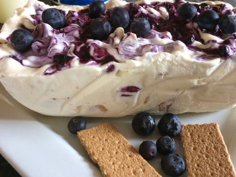 Blueberry Cheesecake Ice Cream with Graham Crackers - Bonita's Kitchen