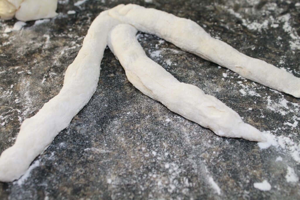 BRAIDED BREADSTICKS - Bonita's Kitchen