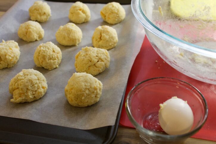 CHEESE TEA BUNS - Bonita's Kitchen