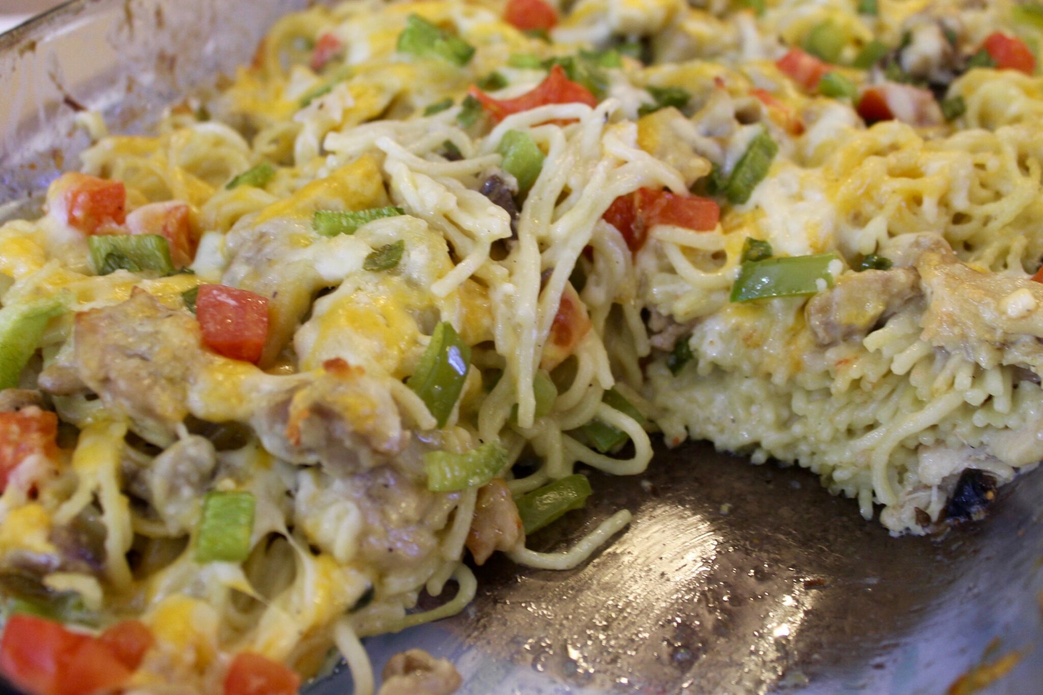 CREAMY CHICKEN SPAGHETTI CASSEROLE - Bonita's Kitchen